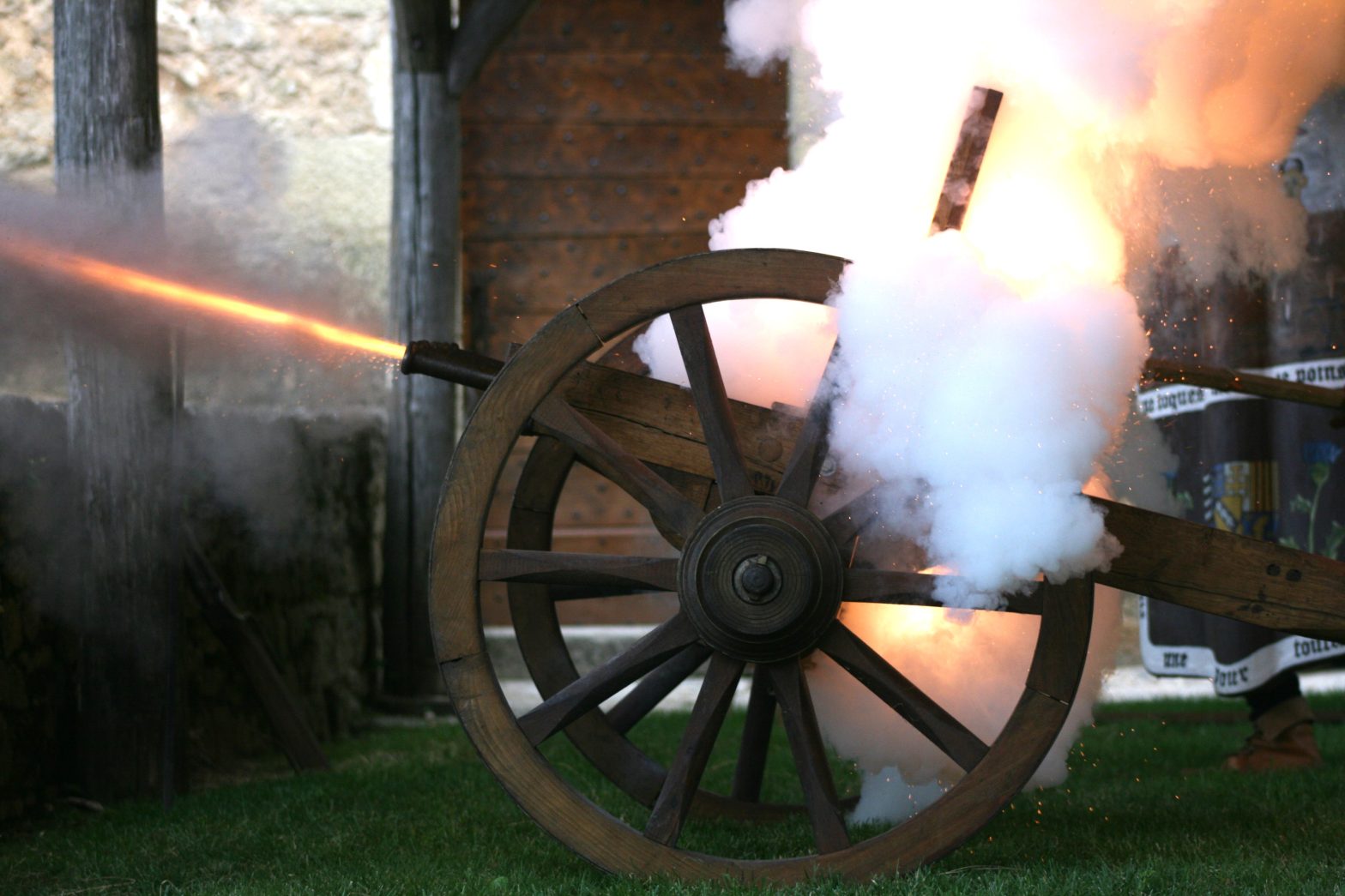 LES MÉDIÉVALES - Chateau de Thillombois